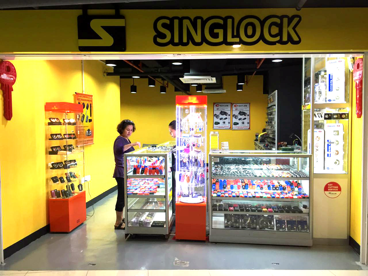 Sing Lock – Dpulze Shopping Centre